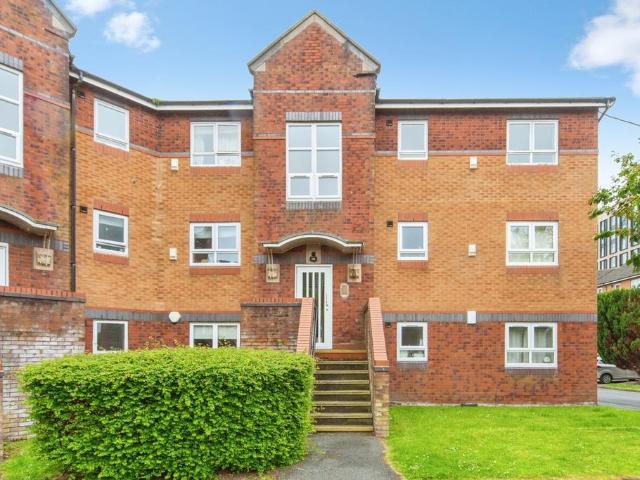 2 bedroom flat for sale