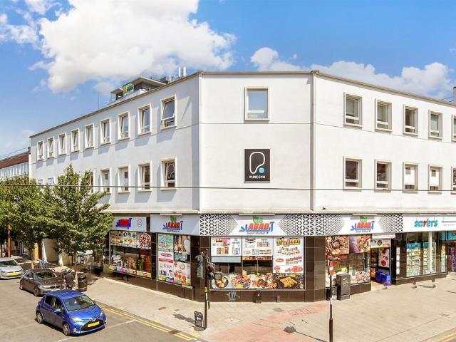 2 bedroom flat for sale