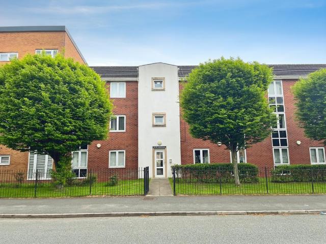 2 bedroom flat for sale