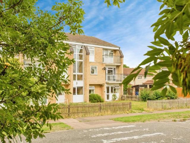 2 bedroom flat for sale