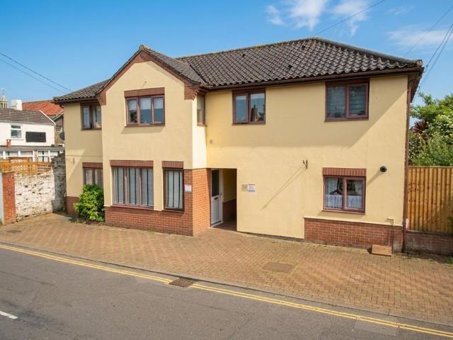 2 bedroom flat for sale