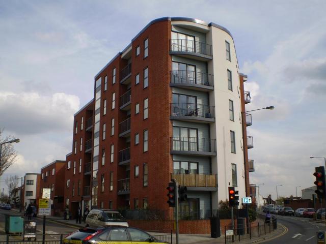 2 bedroom flat for sale