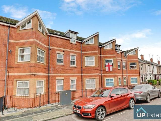 2 bedroom flat for sale