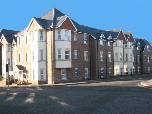 2 bedroom flat for sale