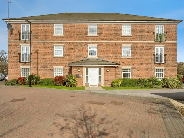 2 bedroom flat for sale