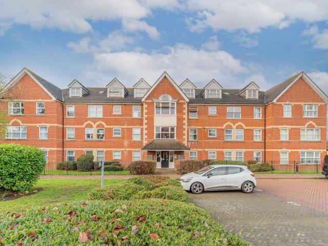 2 bedroom flat for sale