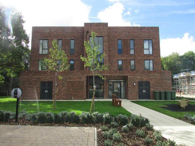 2 bedroom flat for sale