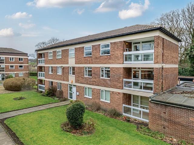2 bedroom flat for sale