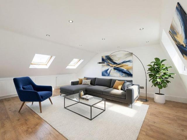 2 bedroom flat for sale