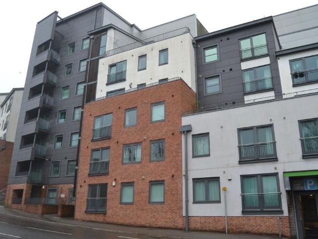 2 bedroom flat for sale