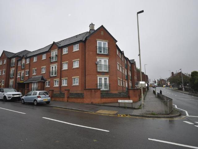 2 bedroom flat for sale