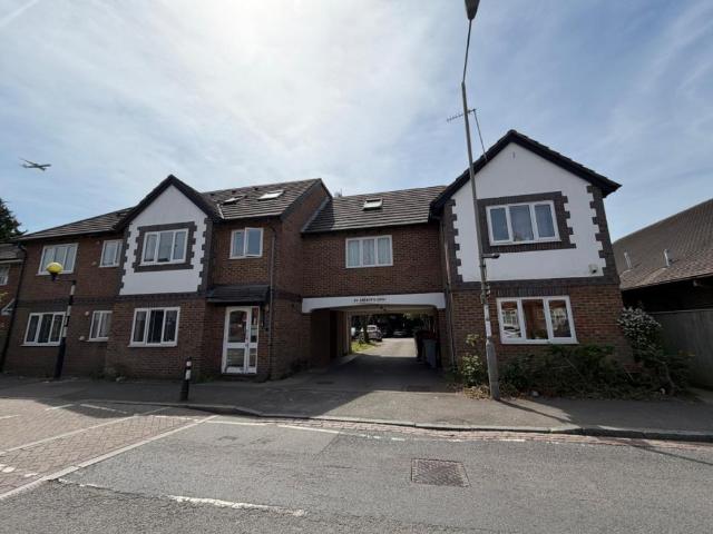 2 bedroom flat for sale