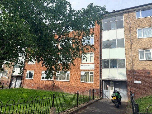 2 bedroom flat for sale