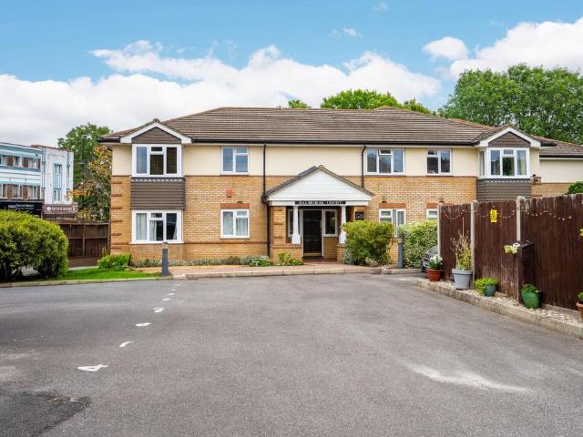 2 bedroom flat for sale