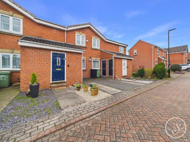2 bedroom flat for sale