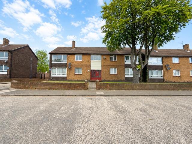 2 bedroom flat for sale