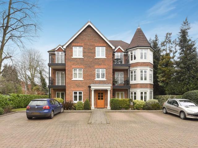 2 bedroom flat for sale