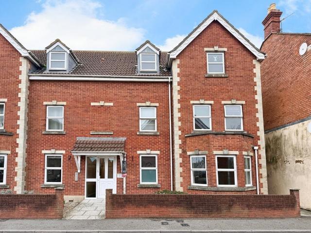 2 bedroom flat for sale