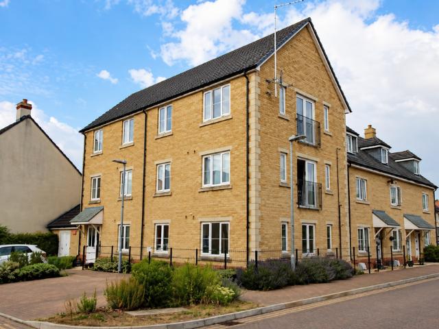 2 bedroom flat for sale