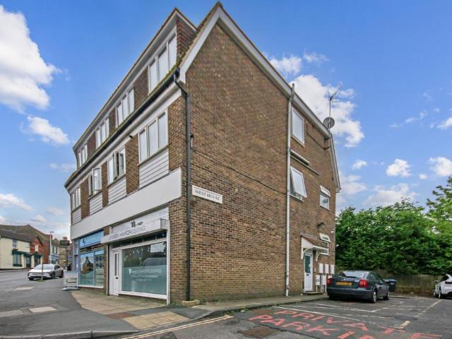 2 bedroom flat for sale