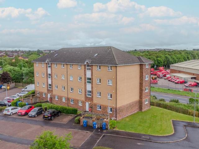 2 bedroom flat for sale