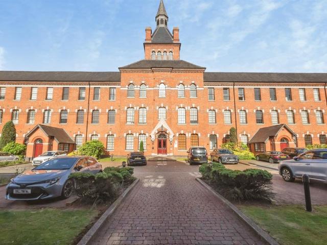 2 bedroom flat for sale
