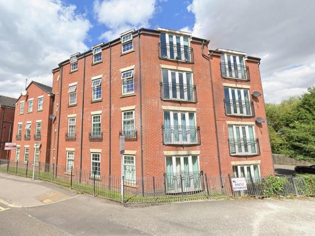 2 bedroom flat for sale