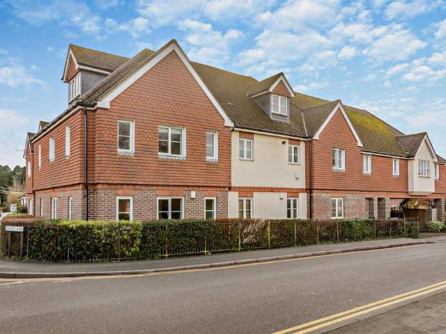 2 bedroom flat for sale