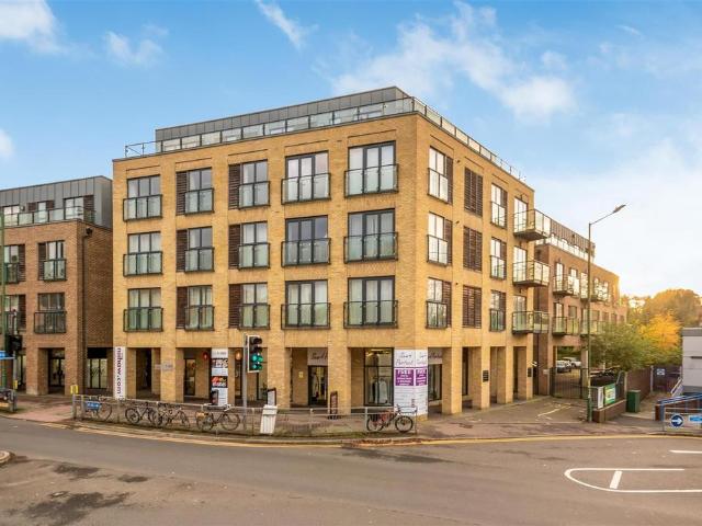 2 bedroom flat for sale