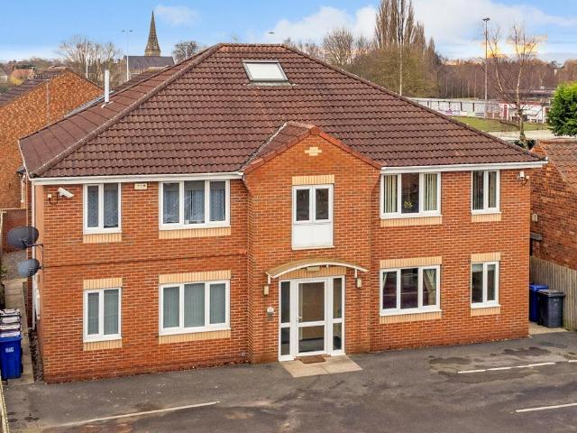 2 bedroom flat for sale