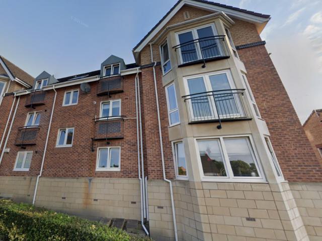 2 bedroom flat for sale