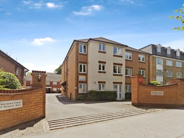2 bedroom flat for sale