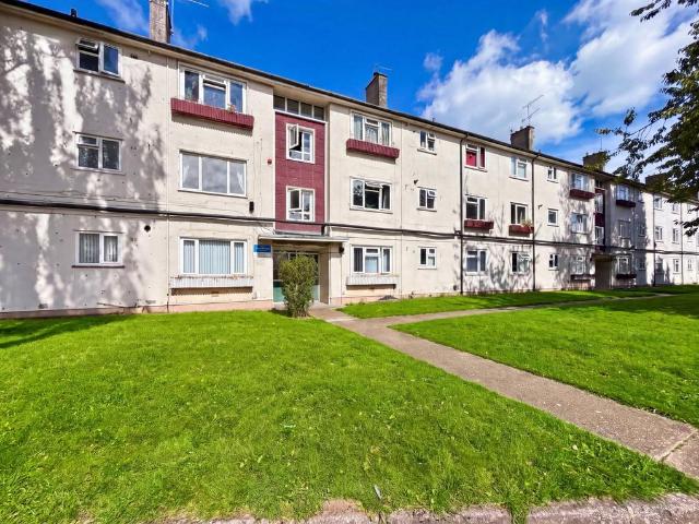 2 bedroom flat for sale