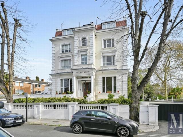 2 bedroom flat for sale