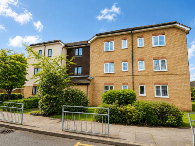 2 bedroom flat for sale