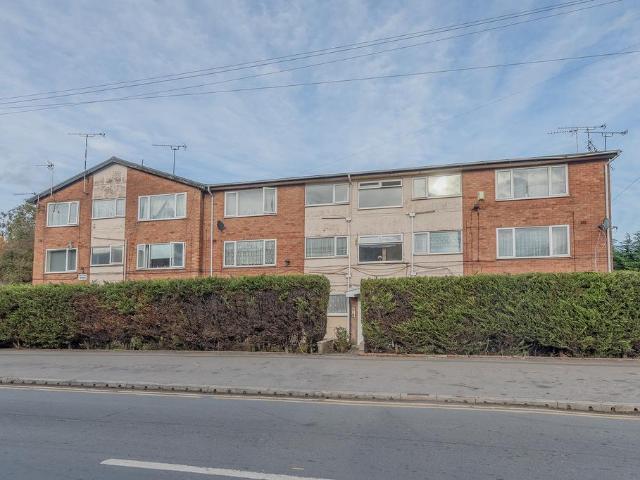2 bedroom flat for sale