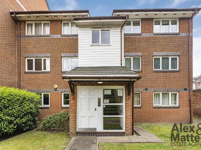 2 bedroom flat for sale