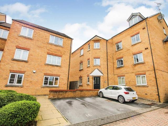 2 bedroom flat for sale