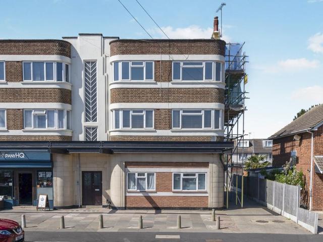 2 bedroom flat for sale