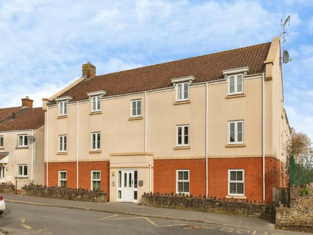 2 bedroom flat for sale