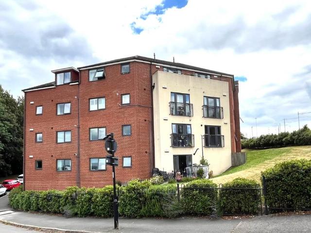 2 bedroom flat for sale