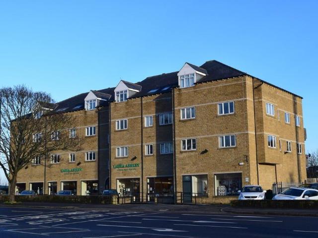 2 bedroom flat for sale