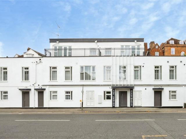 2 bedroom flat for sale