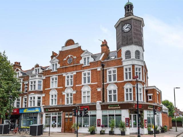 2 bedroom flat for sale