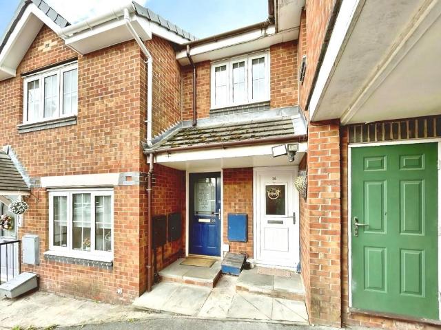 2 bedroom flat for sale