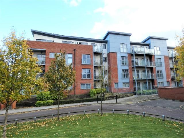 2 bedroom flat for sale