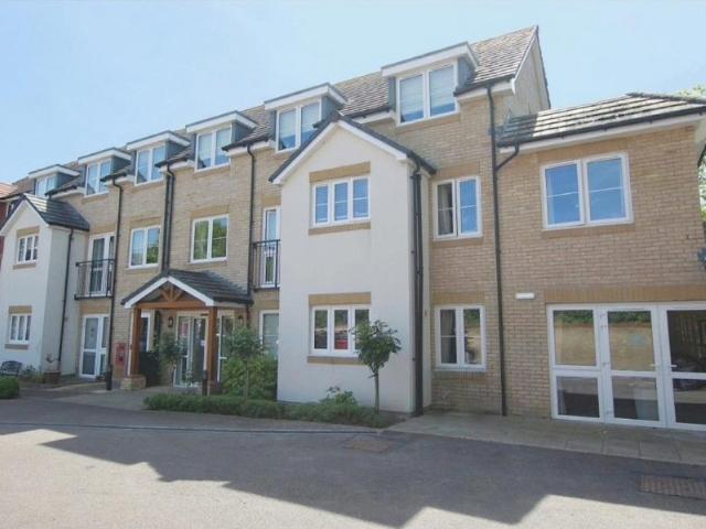 2 bedroom flat for sale