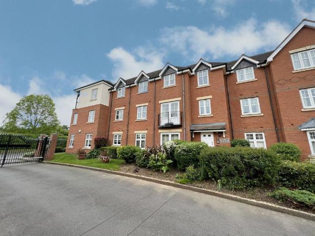 2 bedroom flat for sale