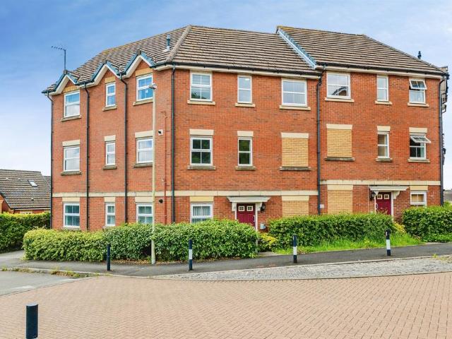 2 bedroom flat for sale