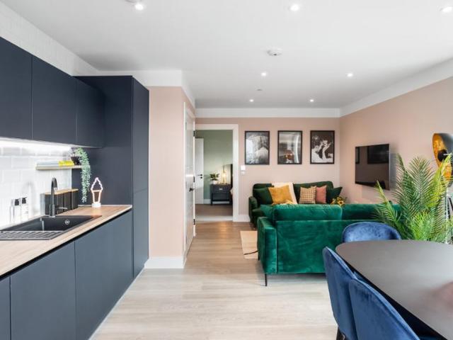 2 bedroom flat for sale